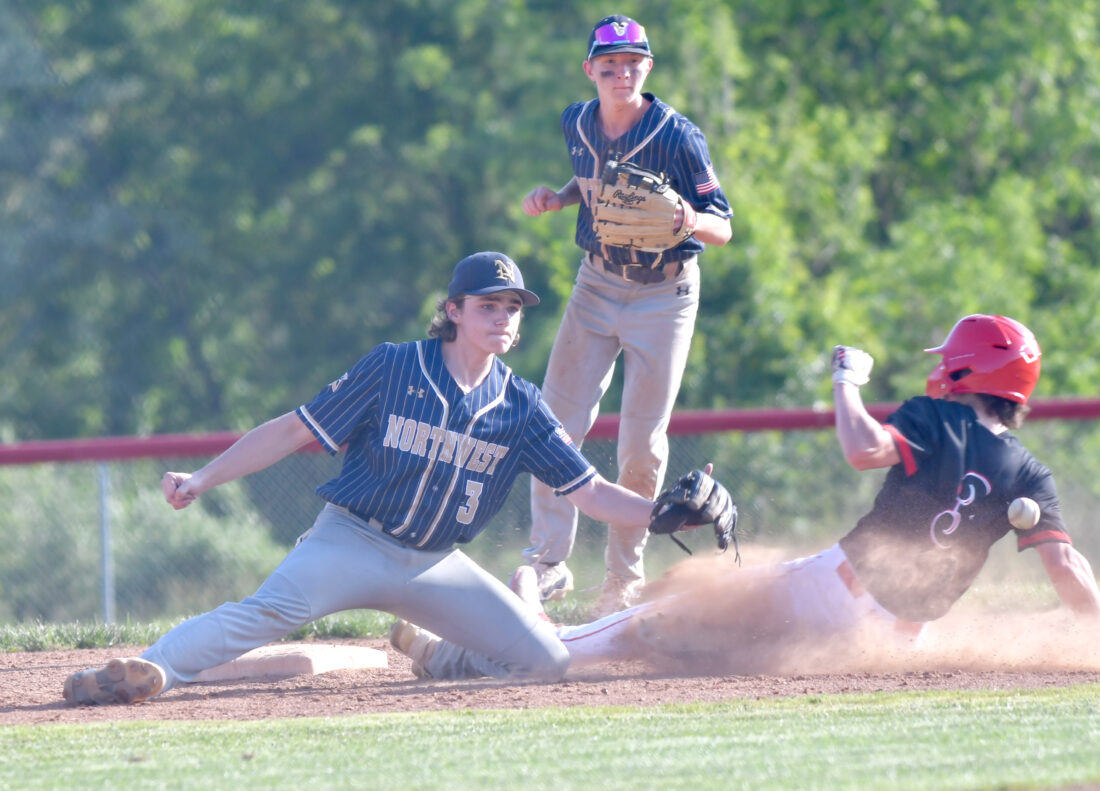 Montgomery baseball defeats Northwest in District 4 Class AA ...